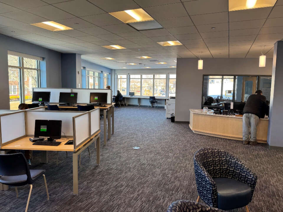 Southington Public Library holds ribbon cutting for new facility