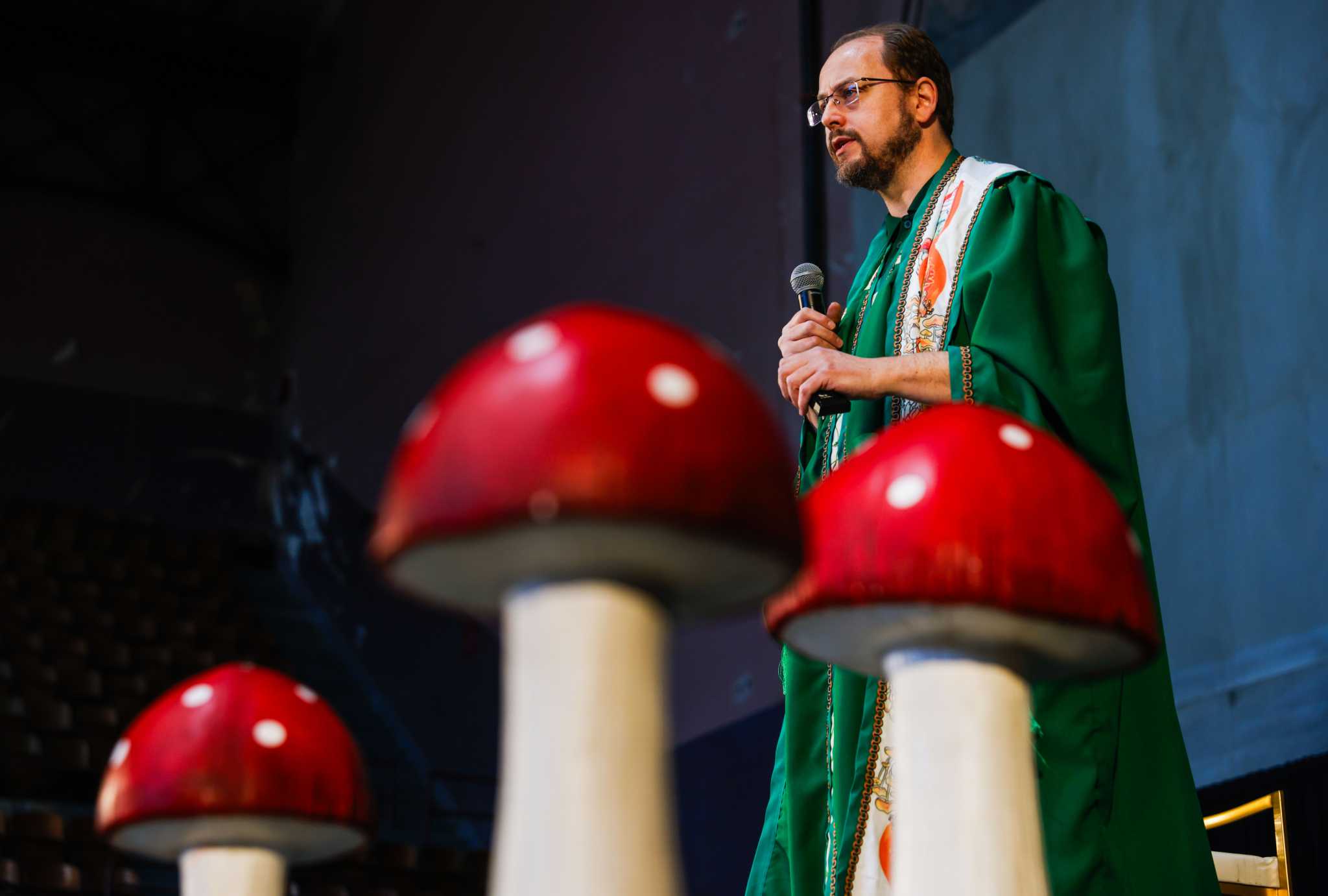 Zide Door psychedelic church in SF closing due to city disputes