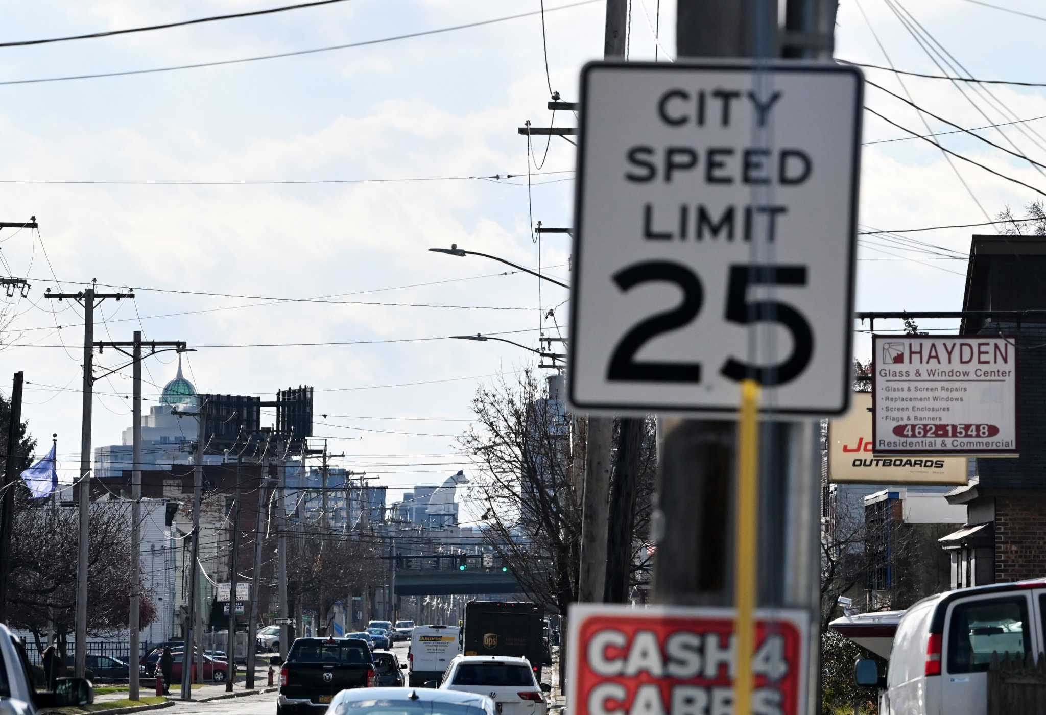 Albany posting 25-mph signs ahead of Jan. 1 speed limit drop