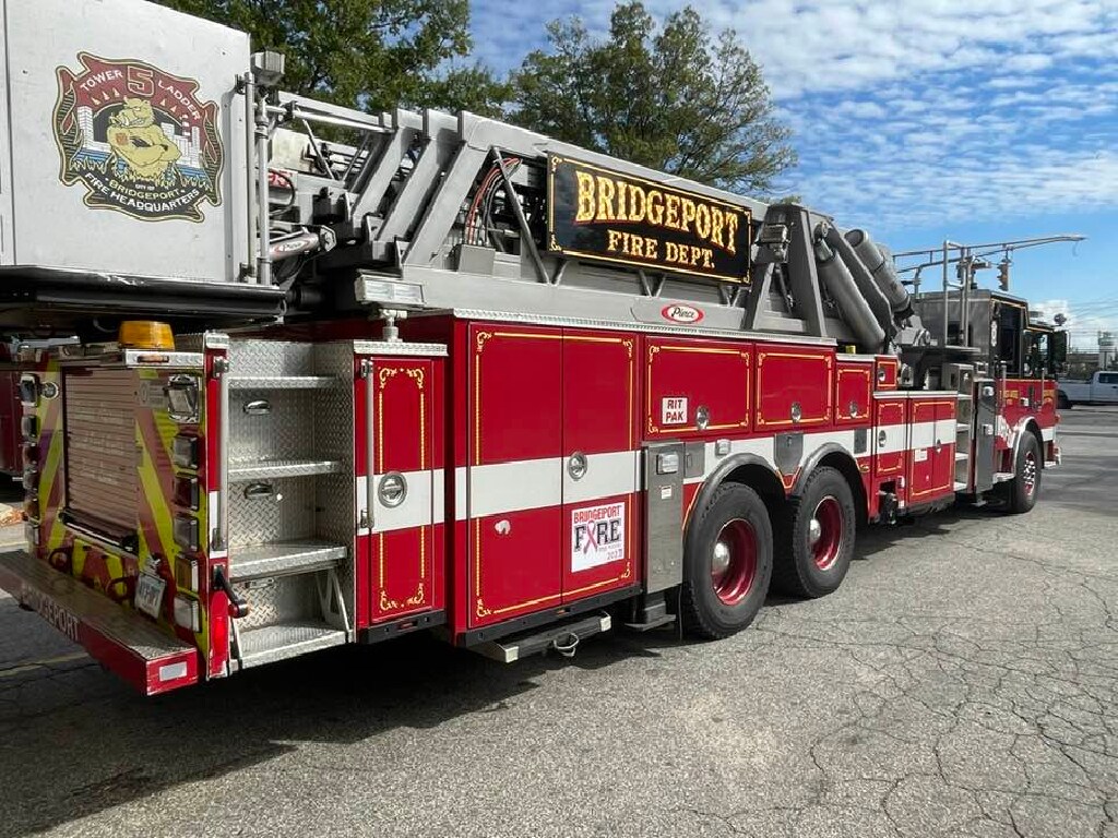 Bridgeport officials: Gas leak on Howard Avenue causes evacuation