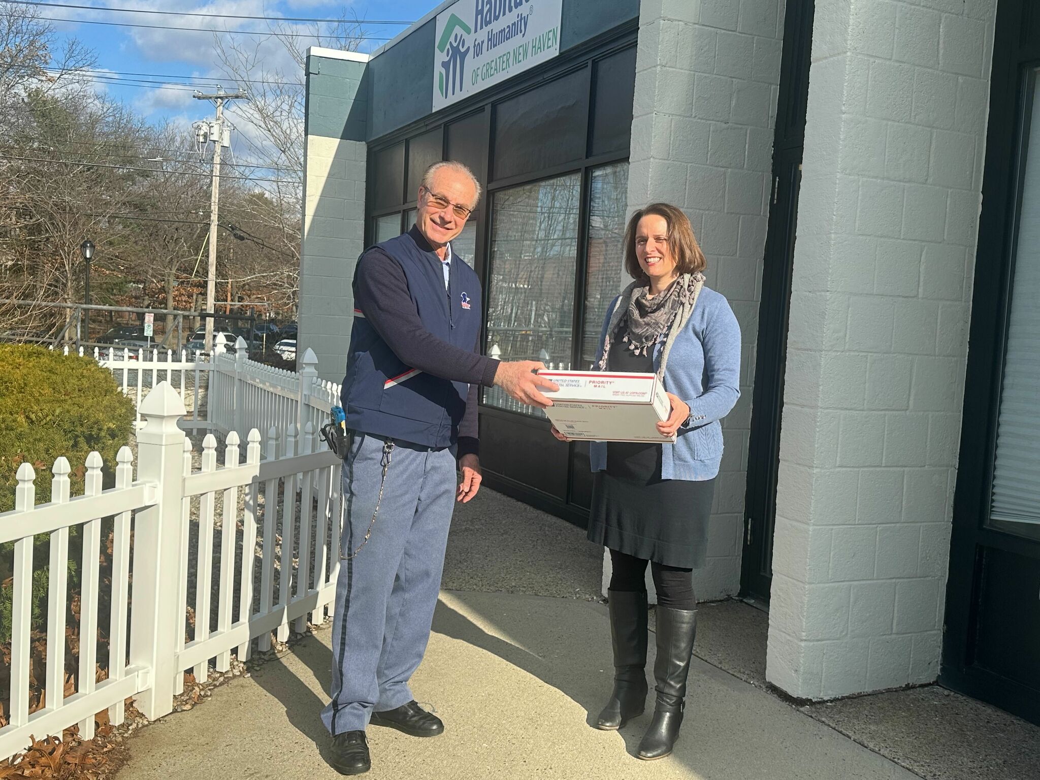 6 billion pieces of holiday mail and counting: CT marks USPS milestone