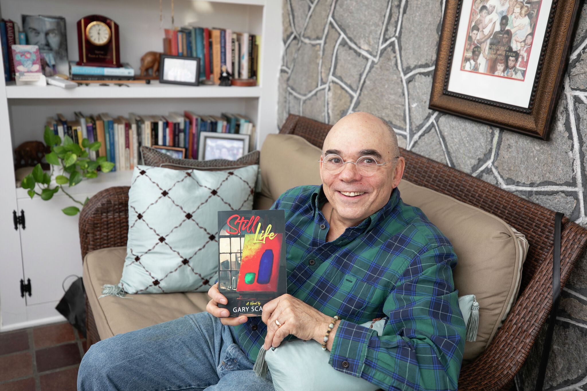 Beloved Shelton theater director writes books with daughter's help