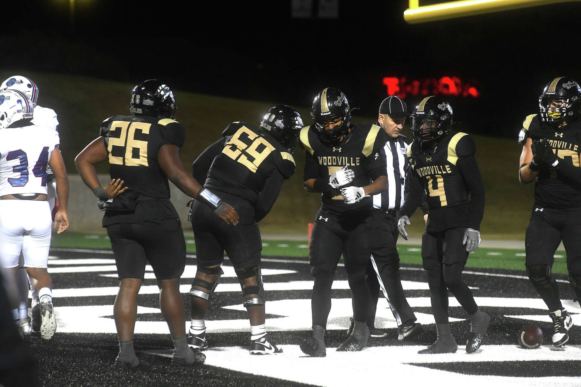 Woodville football to face Gunter in state championship game