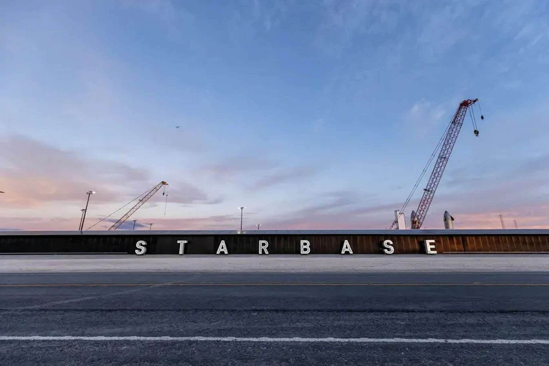 SpaceX wants to turn its Texas launch site into a city