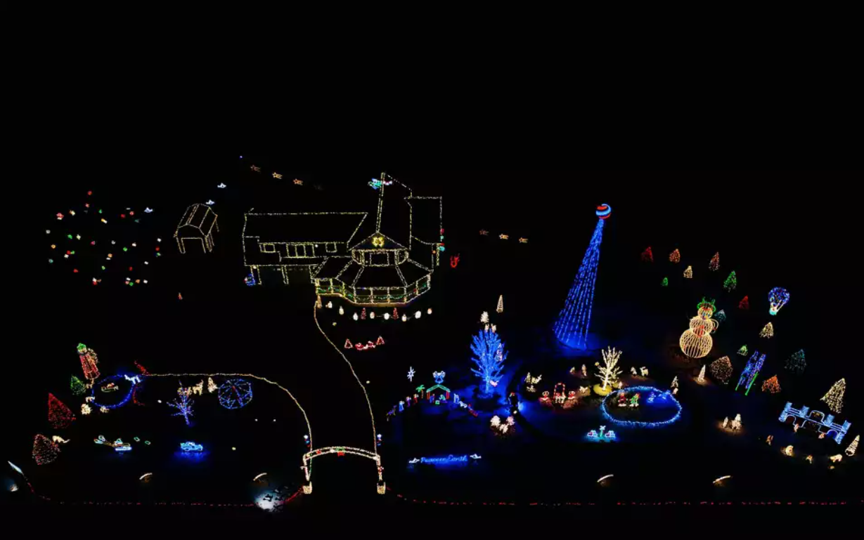 Explore the Thumb area for stunning Christmas light displays