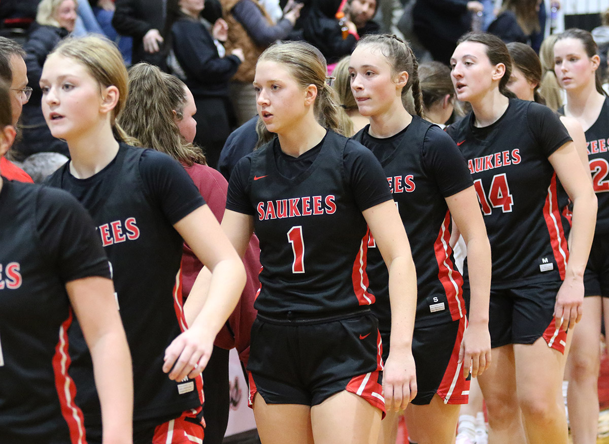 Pittsfield's Lila Simon gets win, reunion as former Warrior at Calhoun