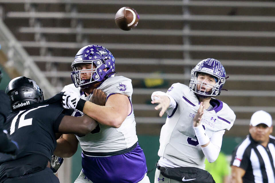 Boerne football falls to Richmond Randle in state semifinals