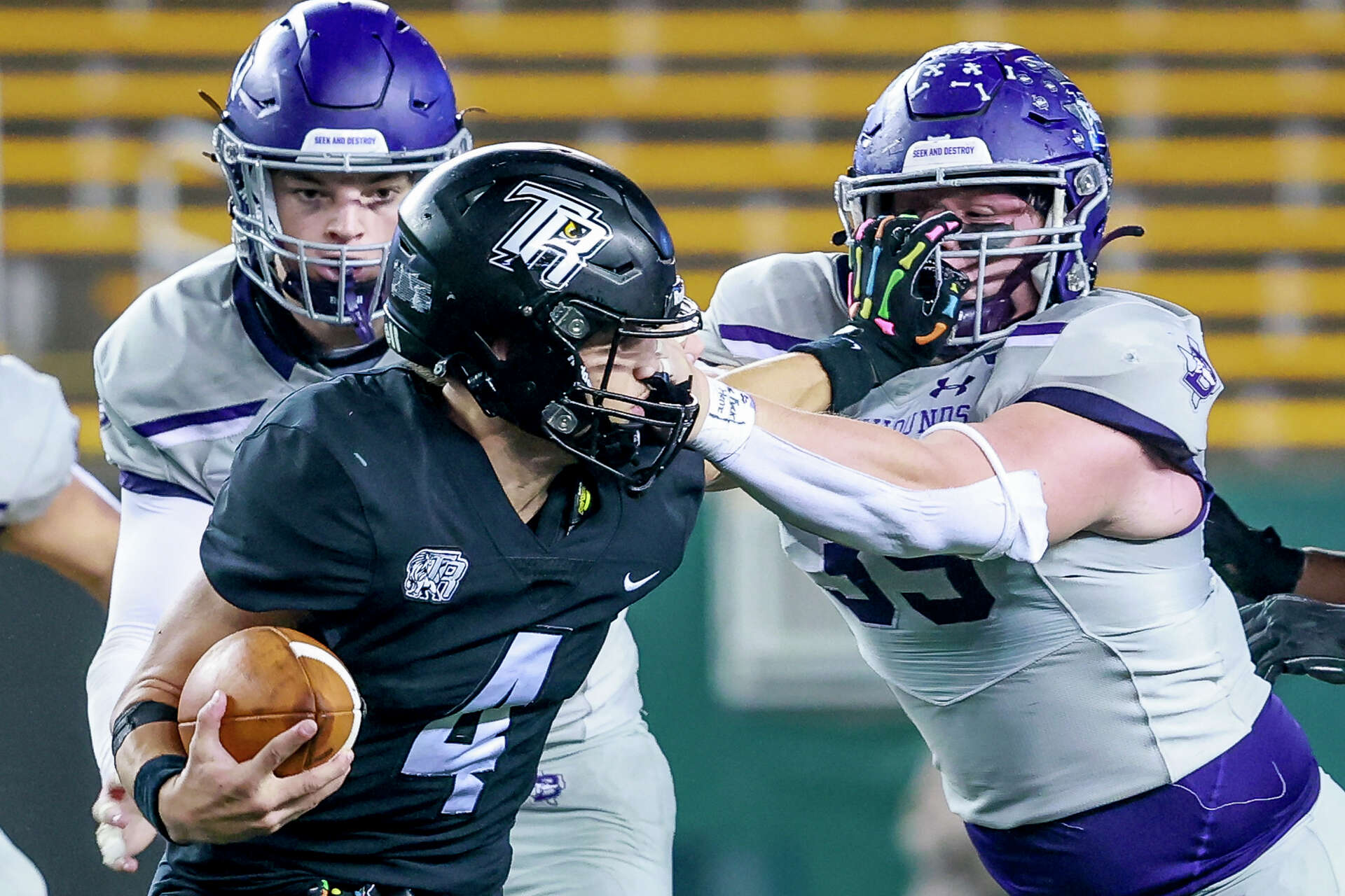 Randle, Columbus set to compete for UIL football state championships