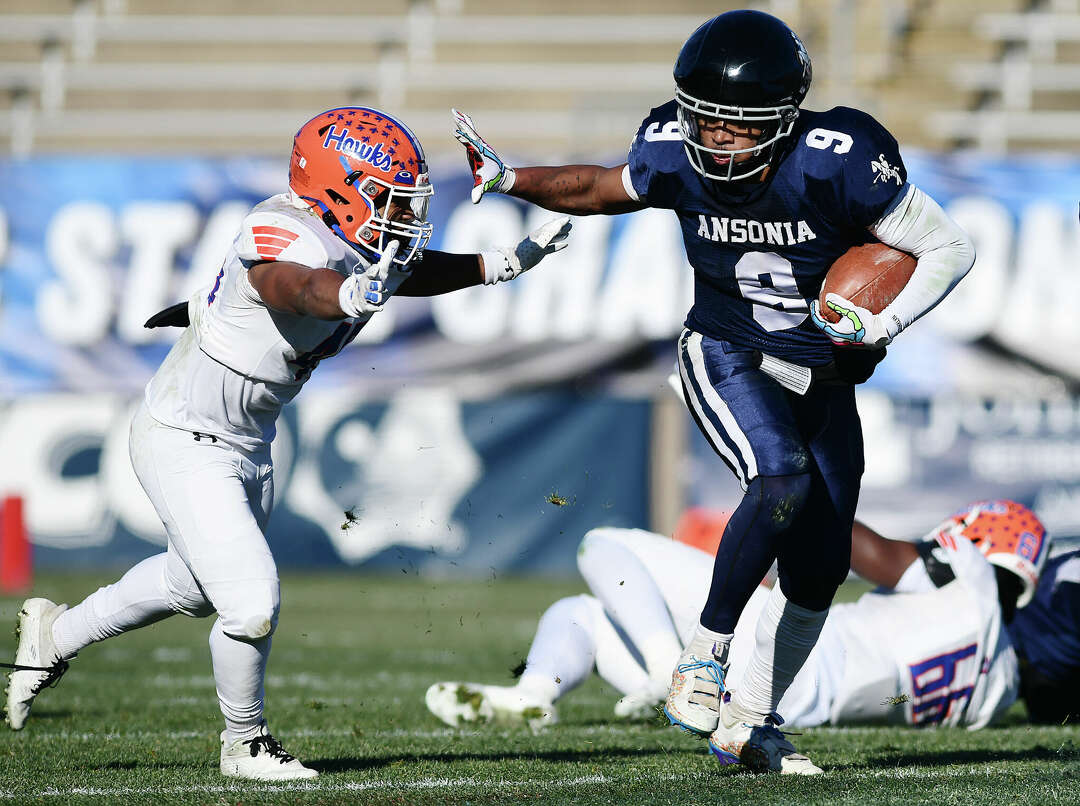 Ansonia football beats Bloomfield to claim its 22nd CIAC state title