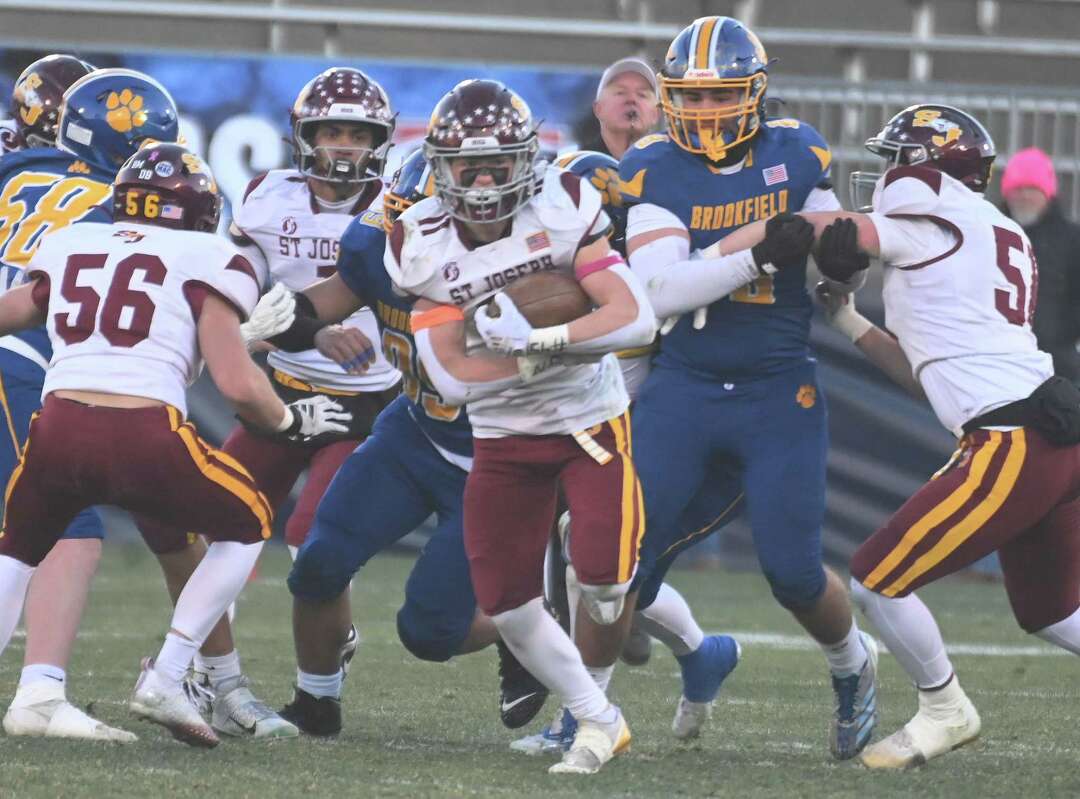 St. Joseph holds off Brookfield to win CIAC Class M championship