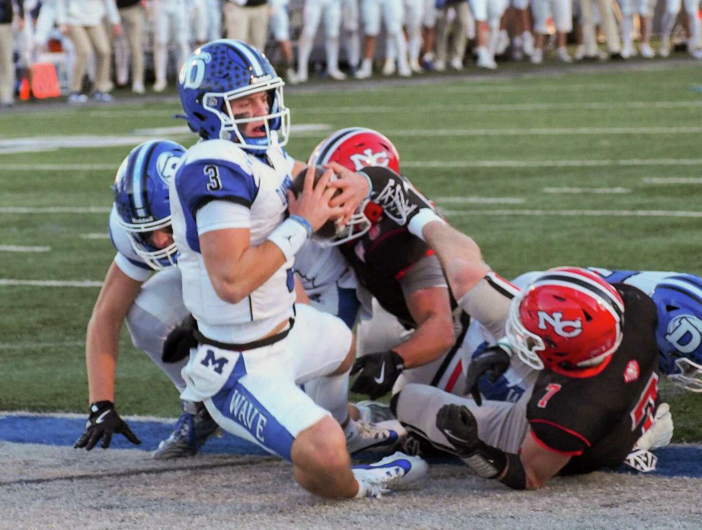 New Canaan holds off Darien for 15th CIAC football championship