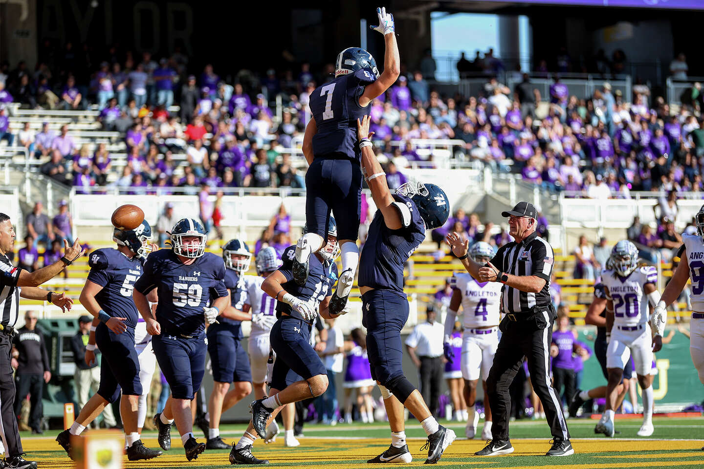 Smithson Valley earns another chance for football state championship