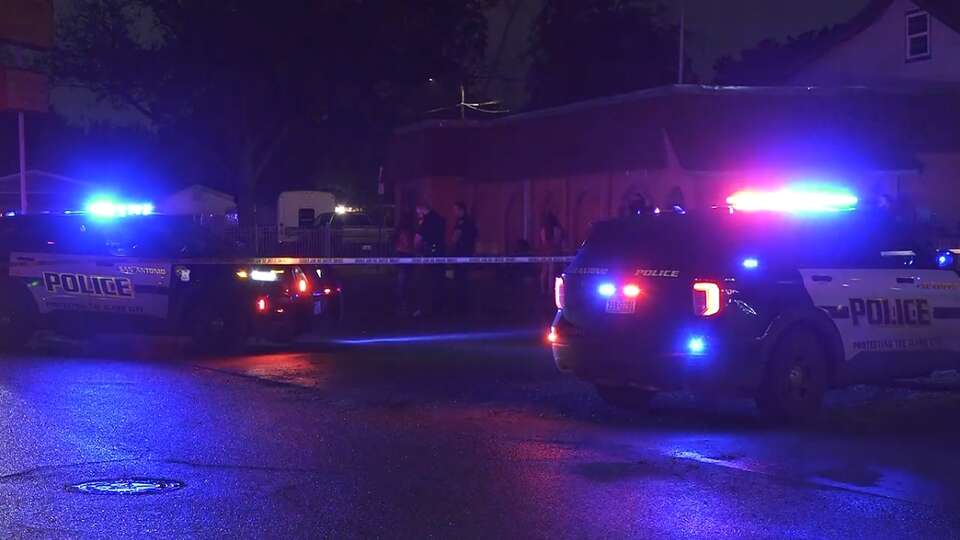 San Antonio man charged with murder after stabbing