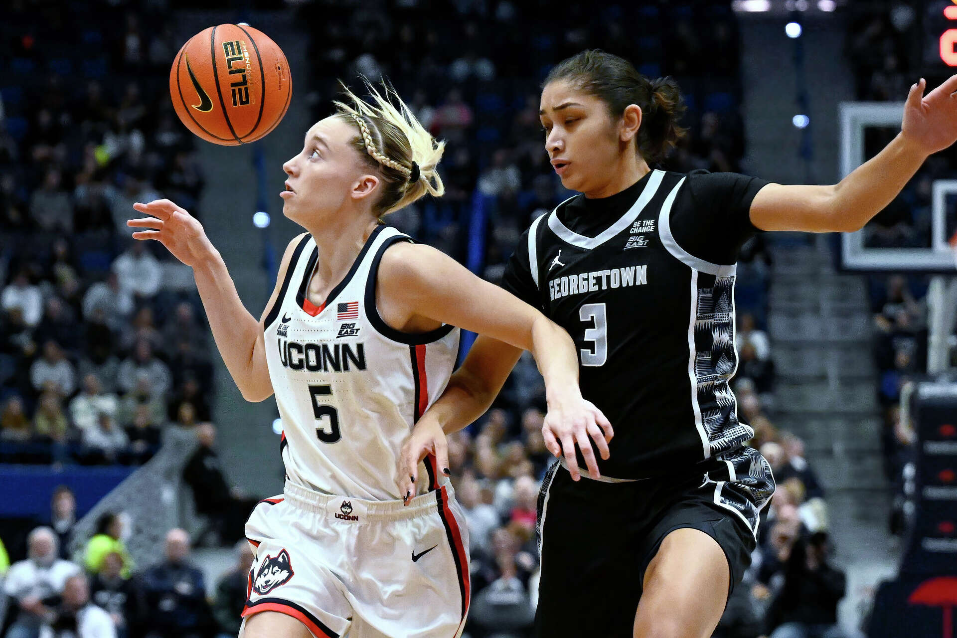 UConn women's basketball opens Big East play defeating Georgetown