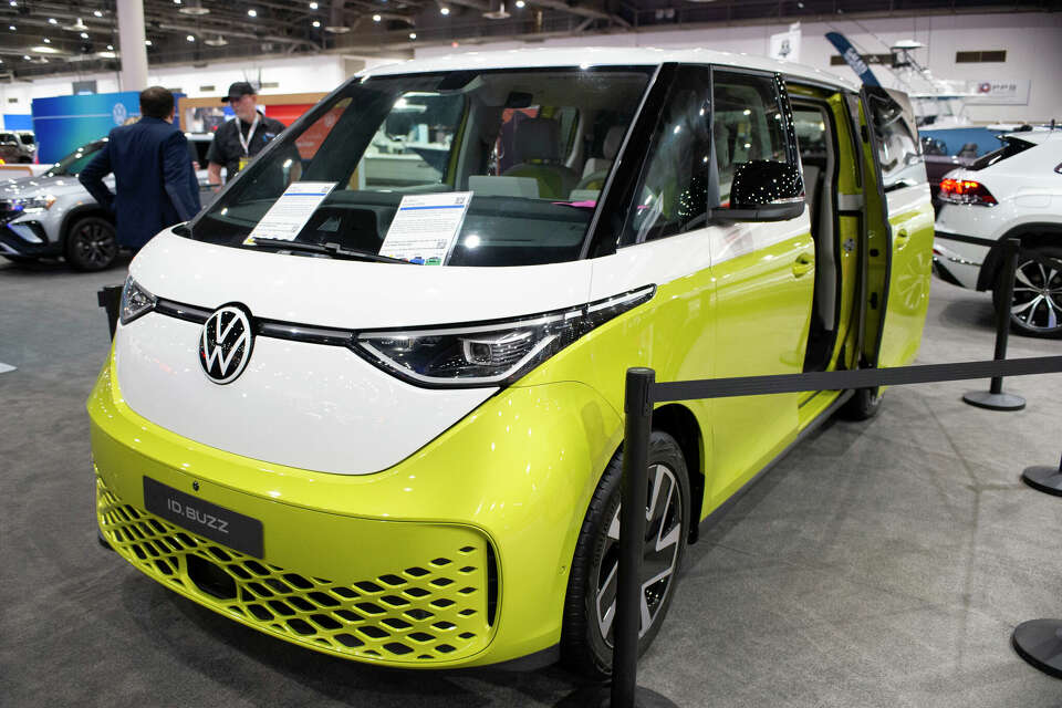 Houston AutoBoative Show: Auto, boat show team up for NRG Park event