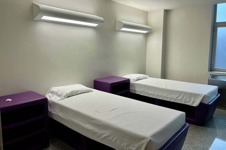 HealthAlliance Hospital opens inpatient behavioral health unit