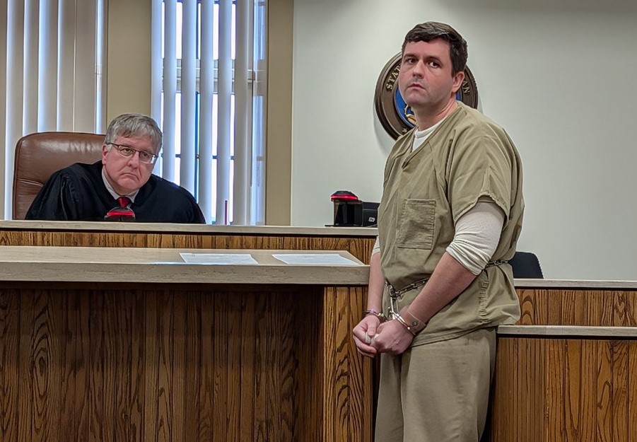 Victim recants being assaulted, strangled as abuser is sentenced