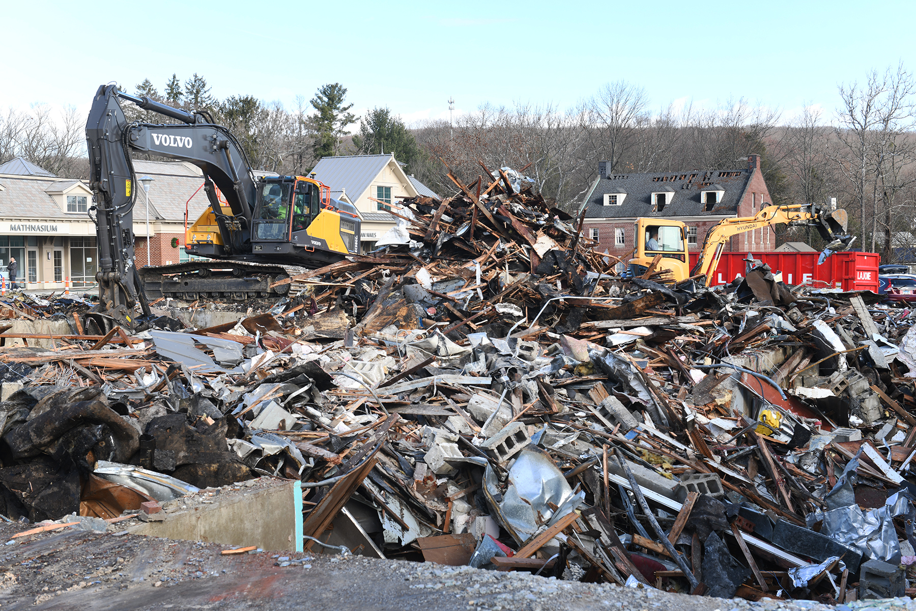 DEEP finds asbestos at Trumbull Center construction site