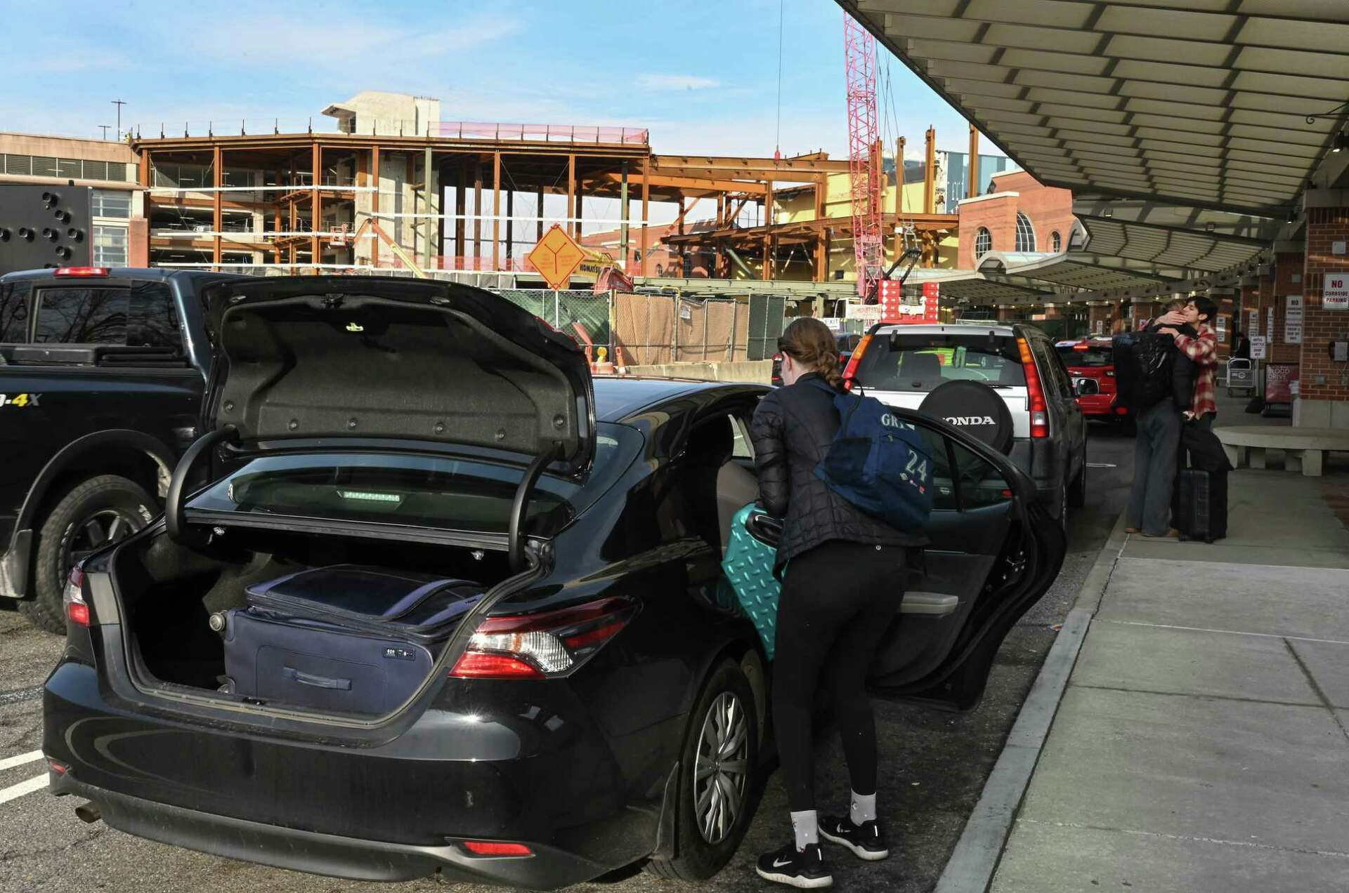 Despite new signs, confusion remains at Albany International Airport
