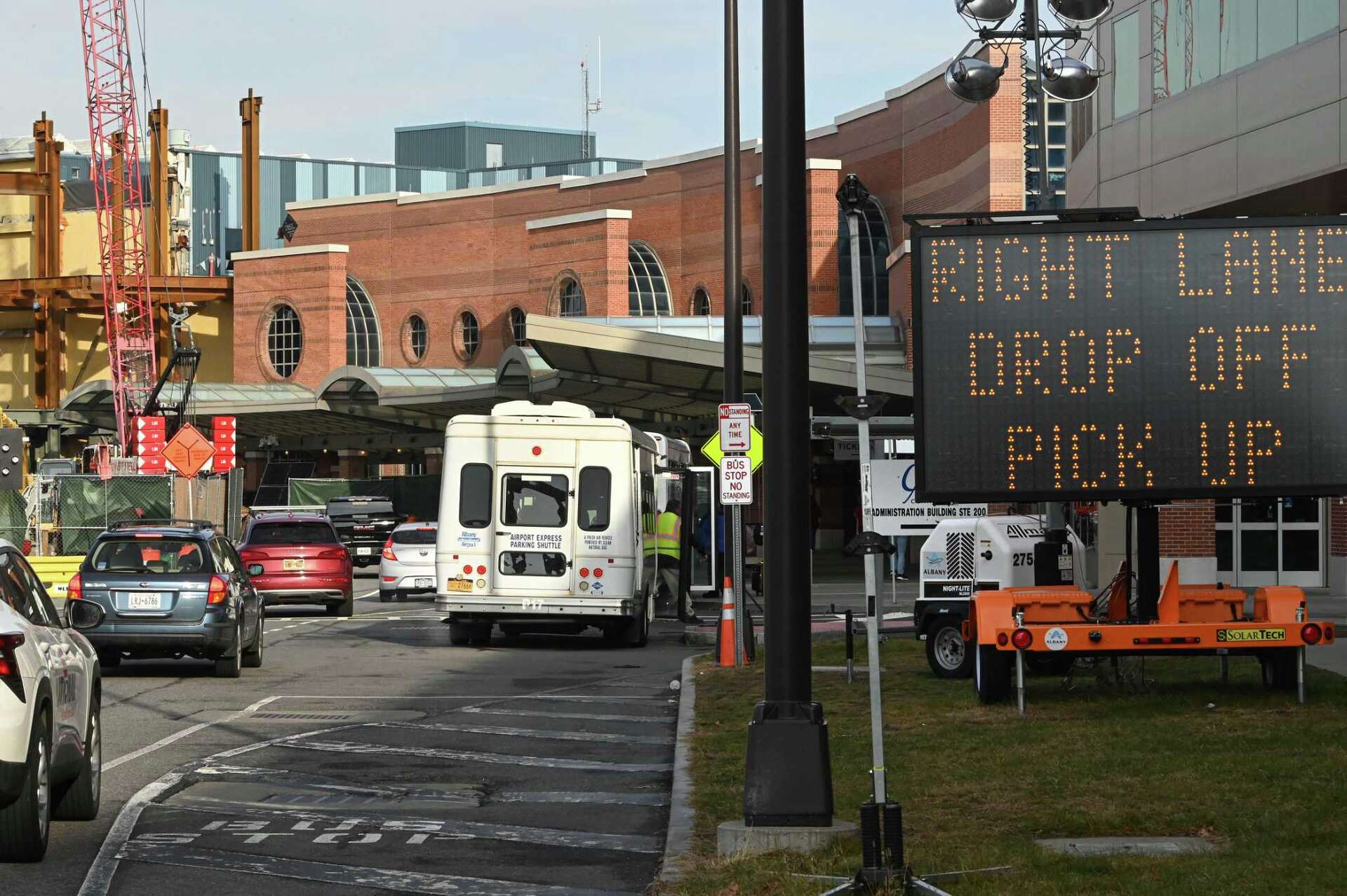Despite new signs, confusion remains at Albany International Airport