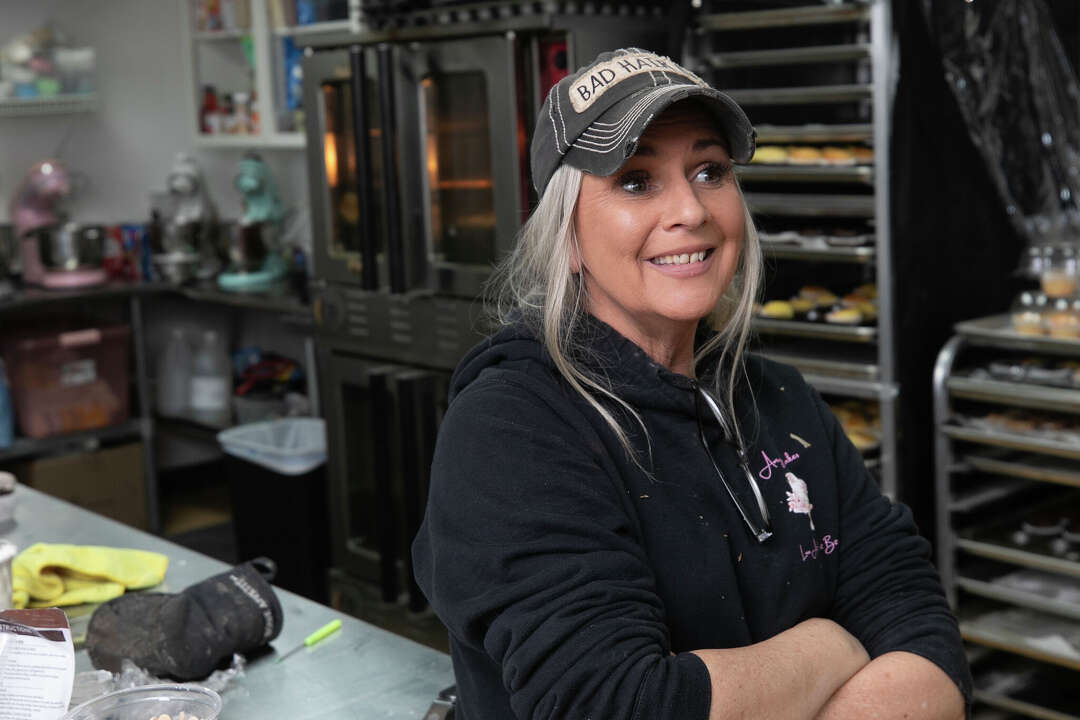 At Amy Cakes in Cheshire, if you want gooey cinnamon rolls, go early