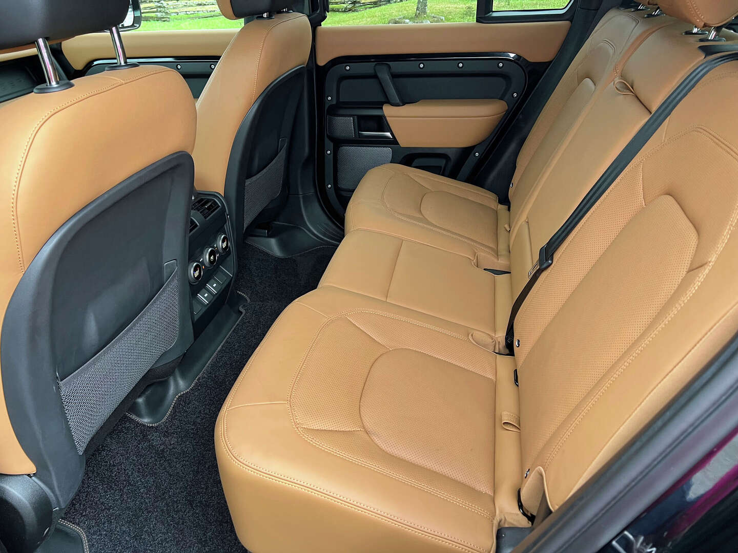 Land Rover revives Defender as luxury unibody sport-utility line