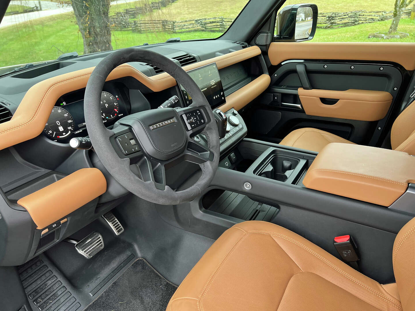 Land Rover revives Defender as luxury unibody sport-utility line