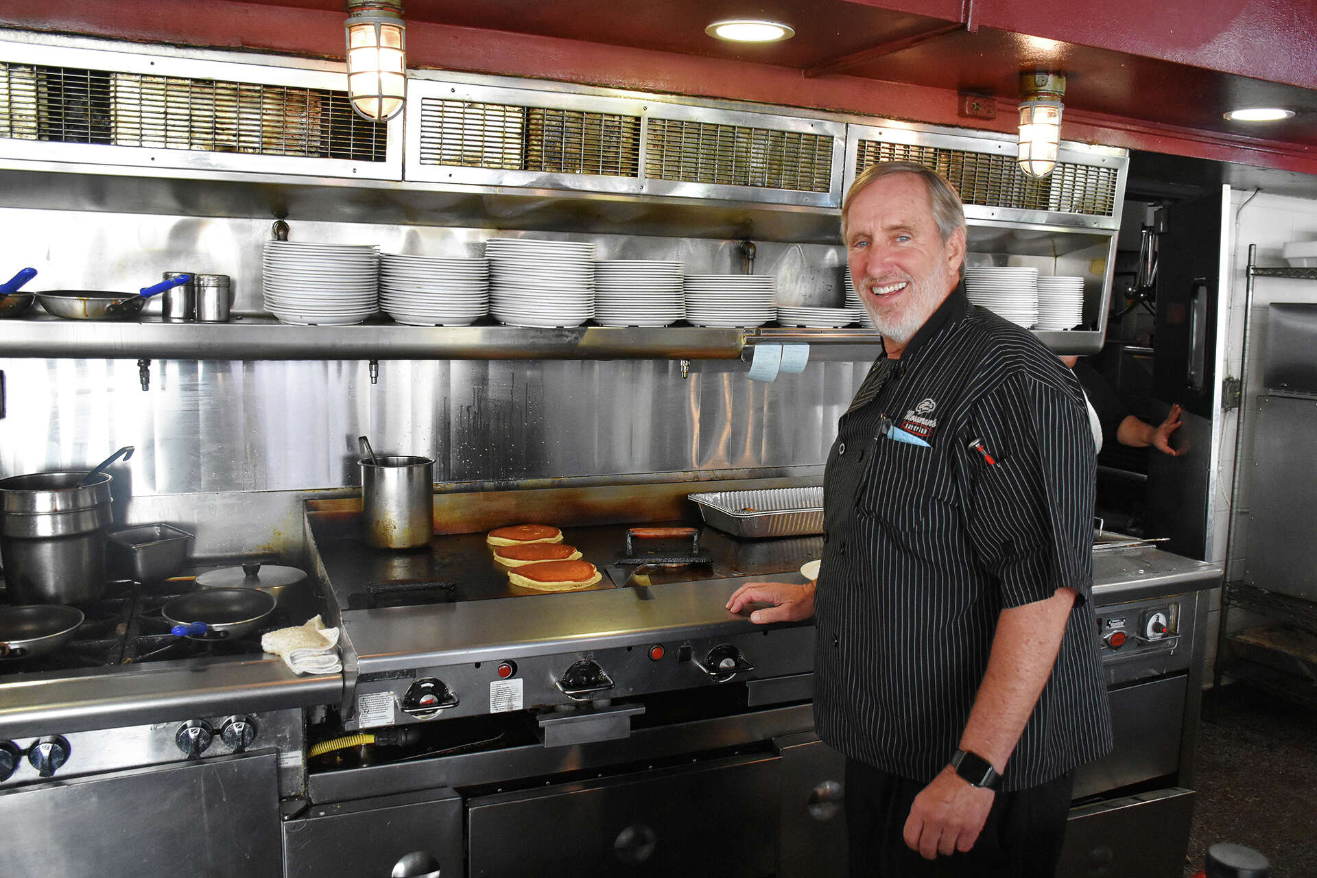 The dish that has people lined up at Bakersfield's oldest coffee shop