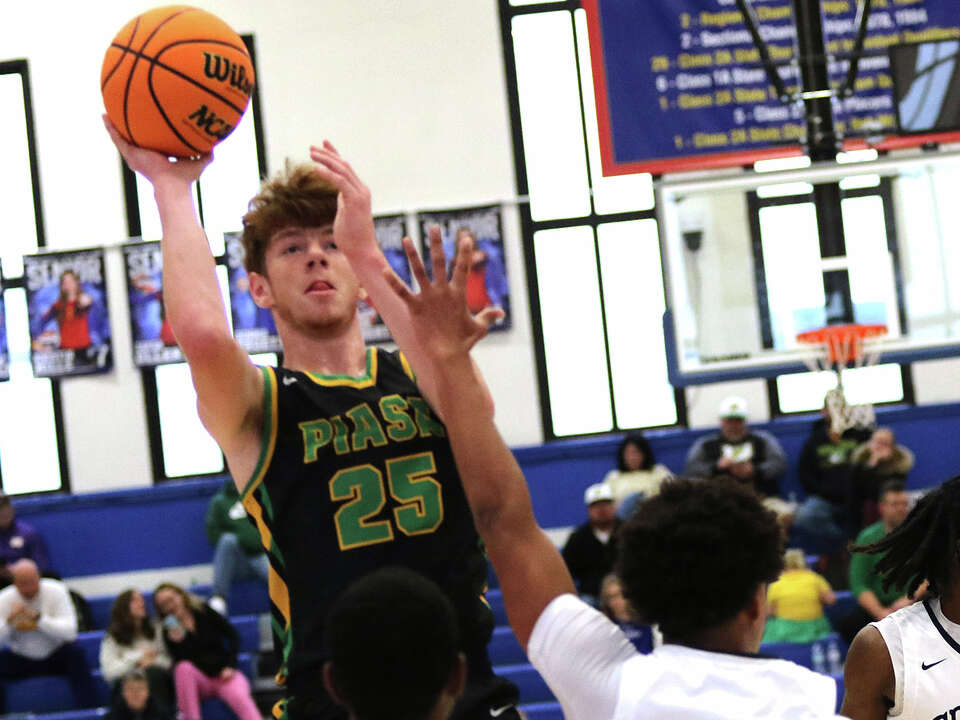 WEDNESDAY BASKETBALL: Vogel, Brunaugh lead Jersey past Litchfield