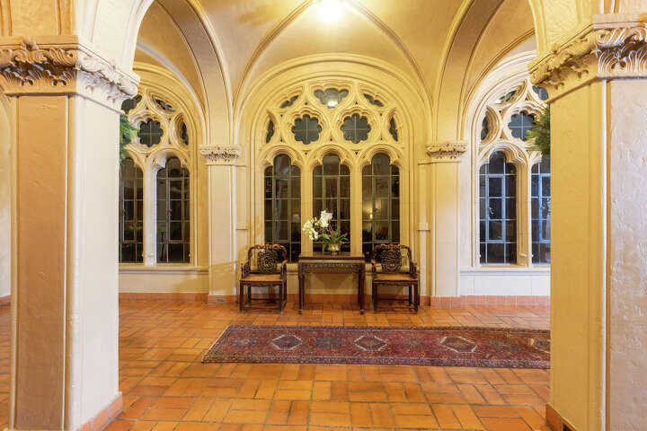 A mini Hearst Castle hides in plain sight in the East Bay