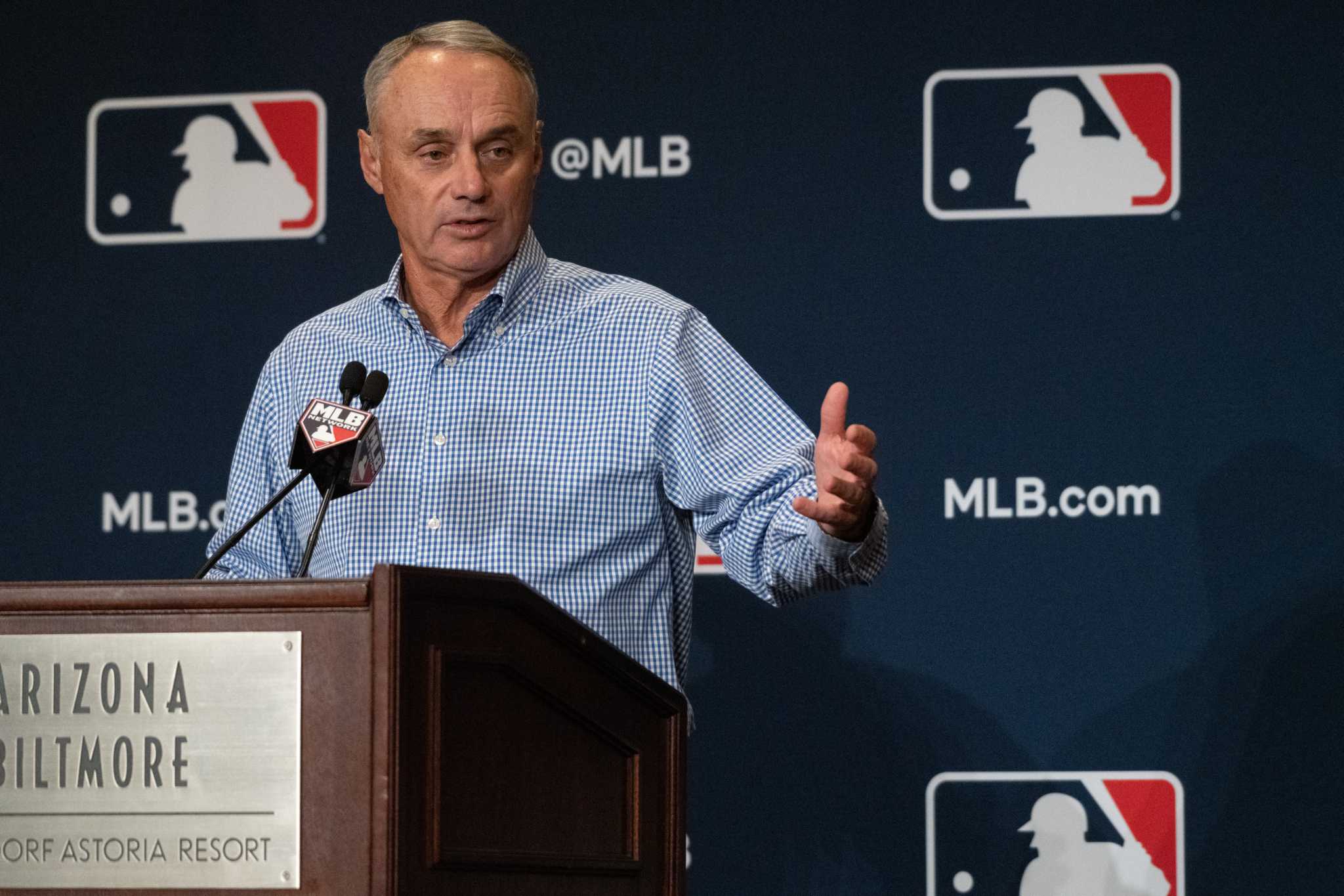 MLB faces new broadcast frontiers amid regional sports network demise