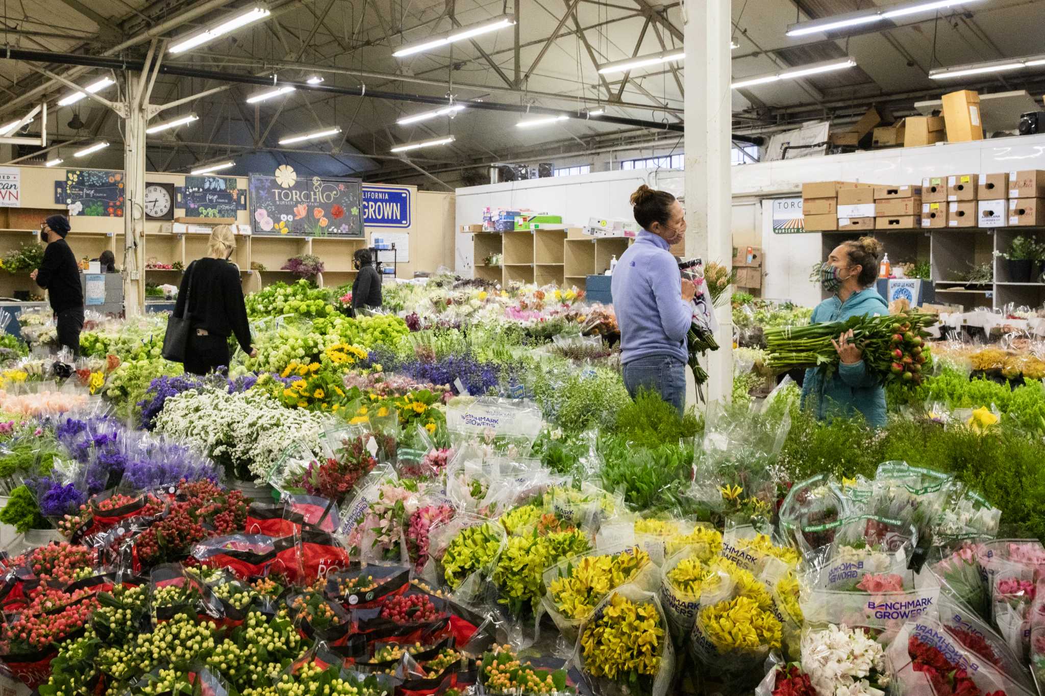 San Francisco Flower Market bids farewell to its home of 58 years