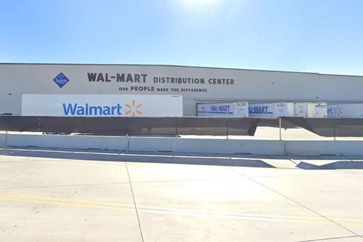 Texas Walmart distribution center eyes $19.5M alteration