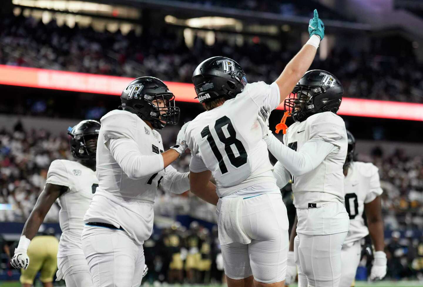 High school football playoffs: Randle Lions win first state title