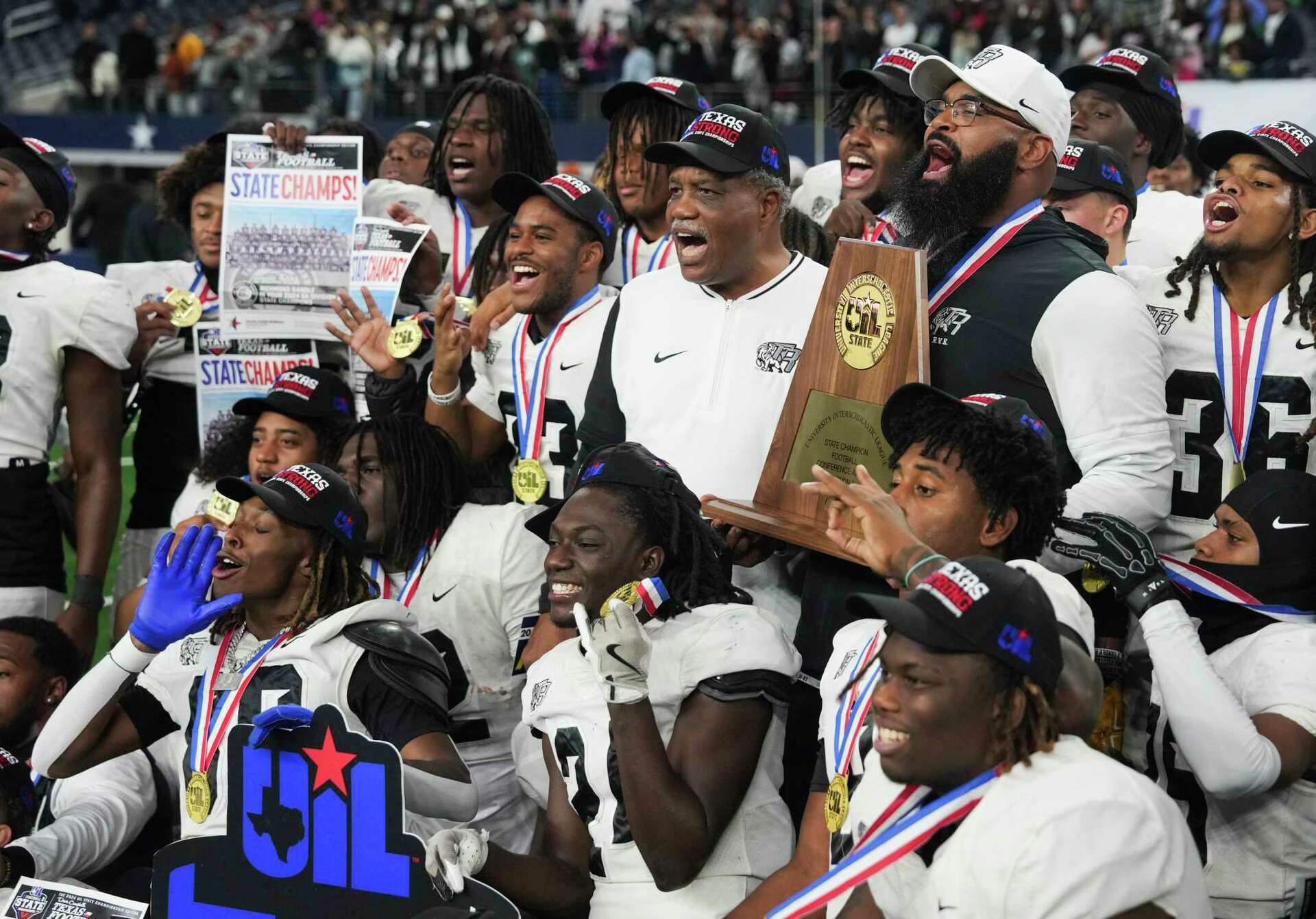 Randle High School's first state title built on a family culture