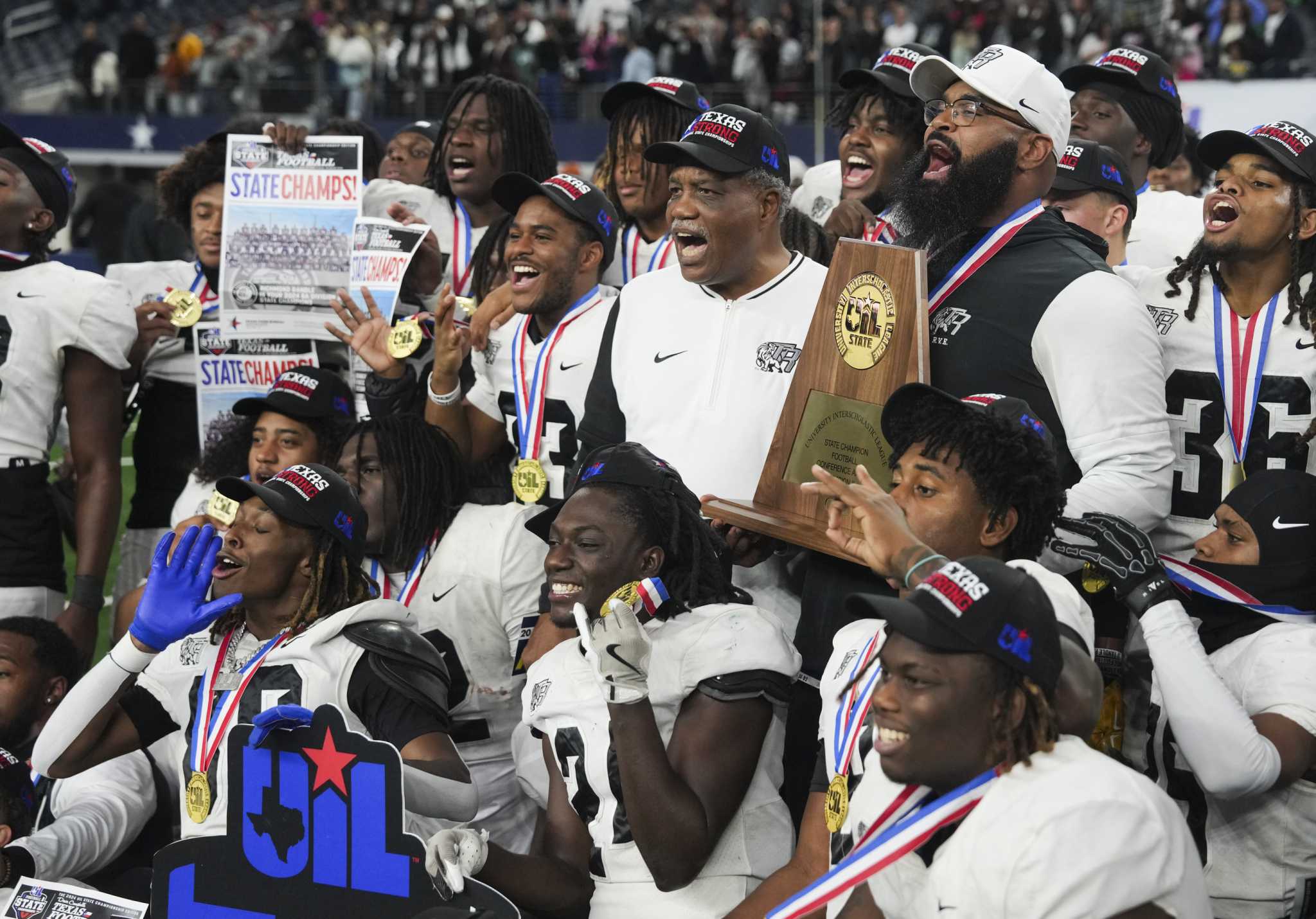 Randle High School's first state title built on a family culture