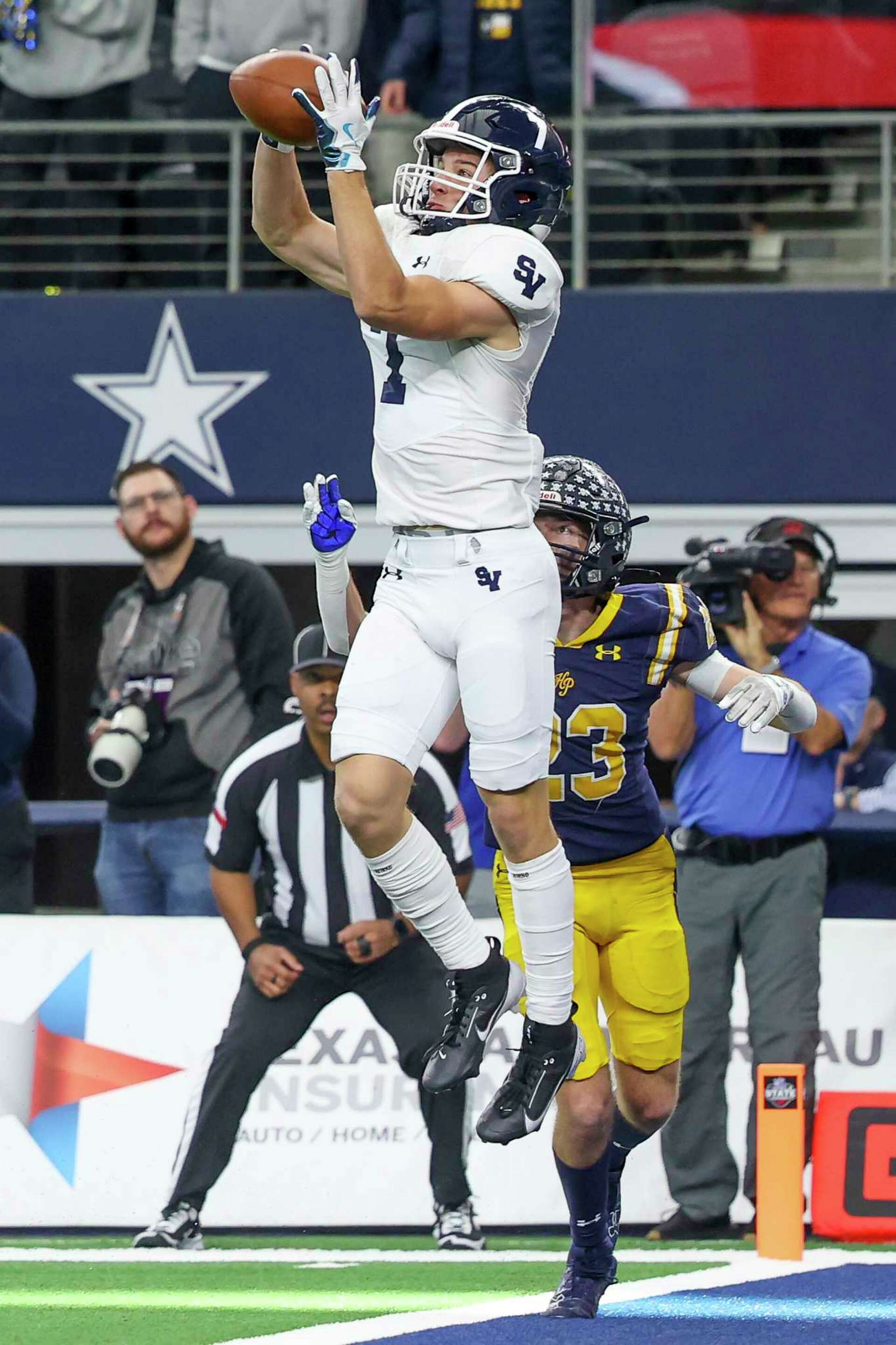 Smithson Valley, Larry Hill earn first state football title