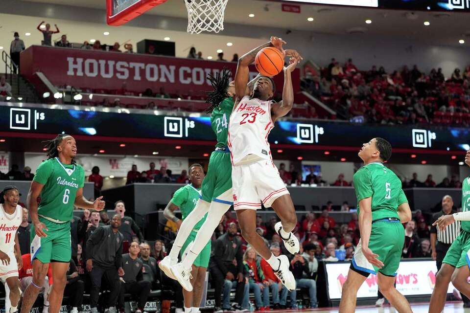 Houston basketball: UH Cougars top Texas A&M-Corpus Christi