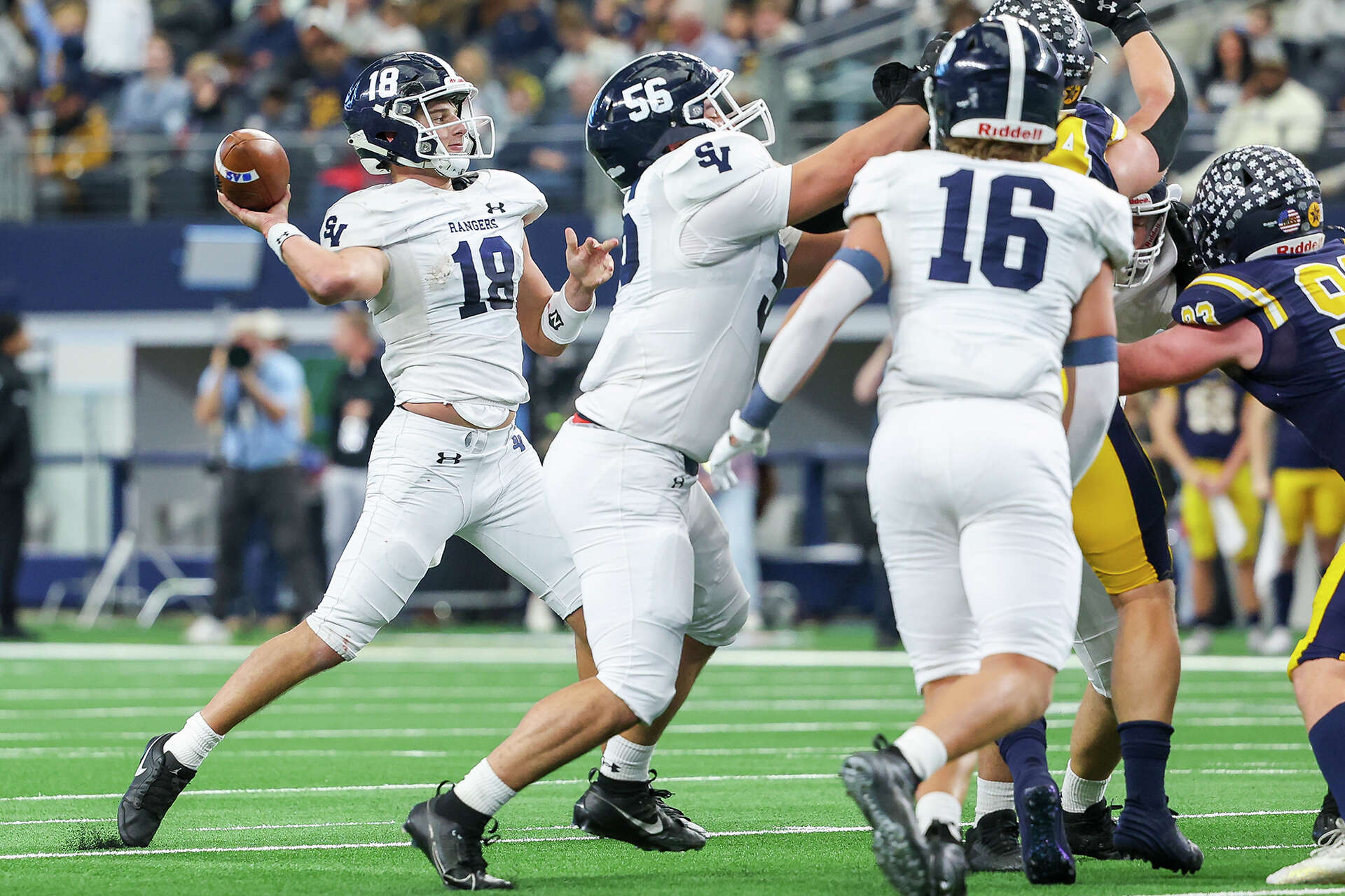 Smithson Valley, Larry Hill earn first state football title