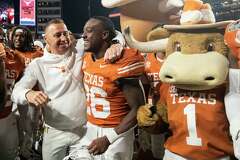 Who did the 'Be Someone,' 'Toeflop' graffiti in Houston?