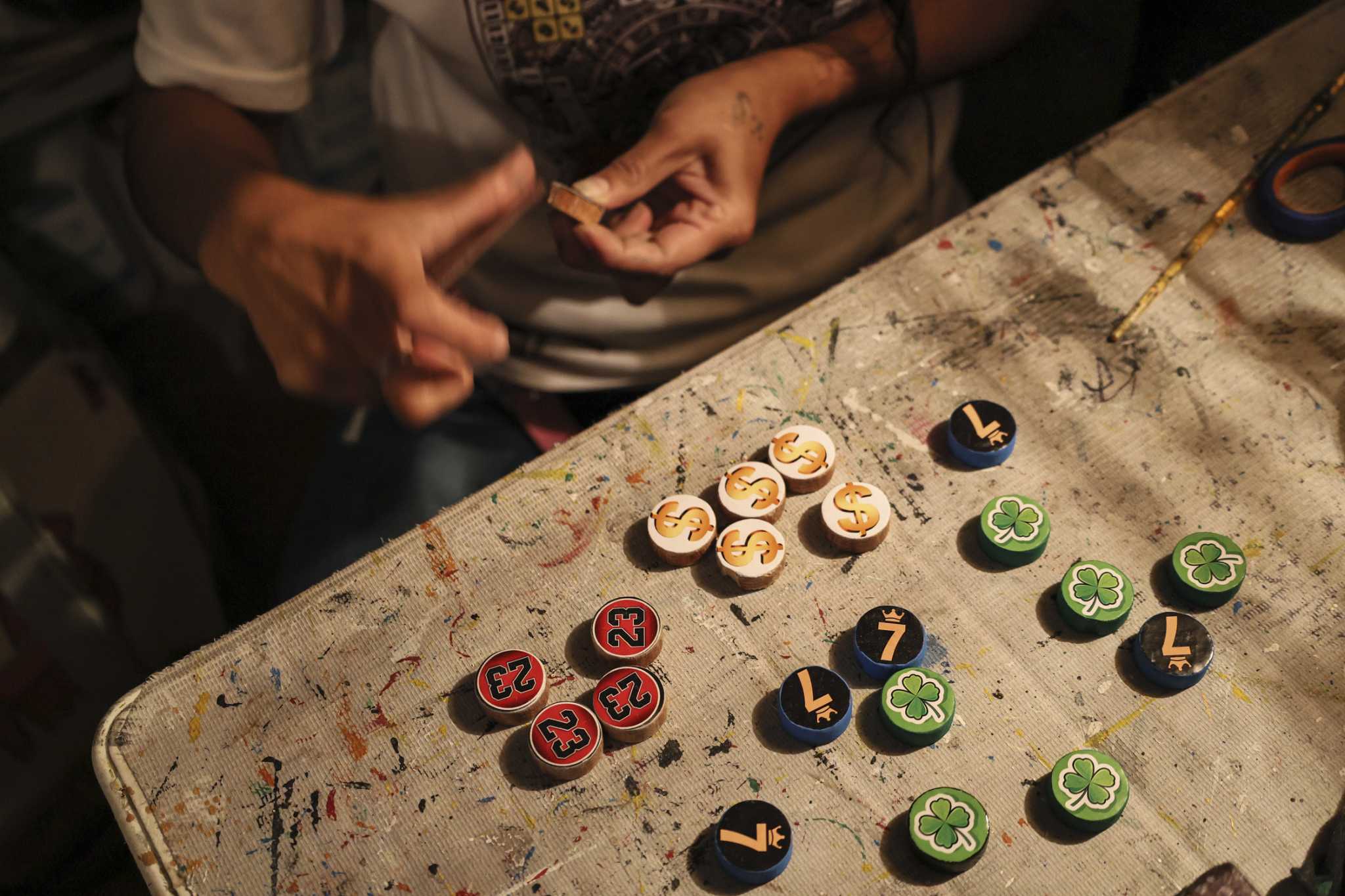 A board game born in Mexican prisons is bringing people together