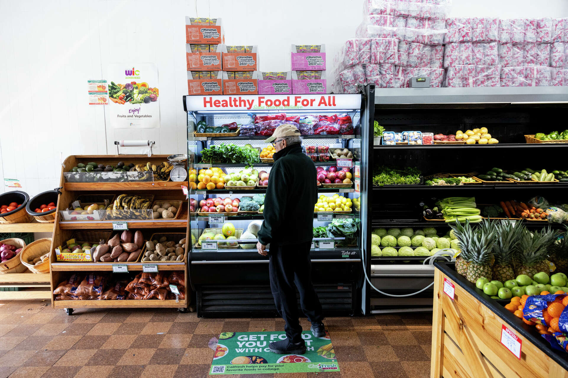 How Oakland is turning corner stores into fresh food hubs