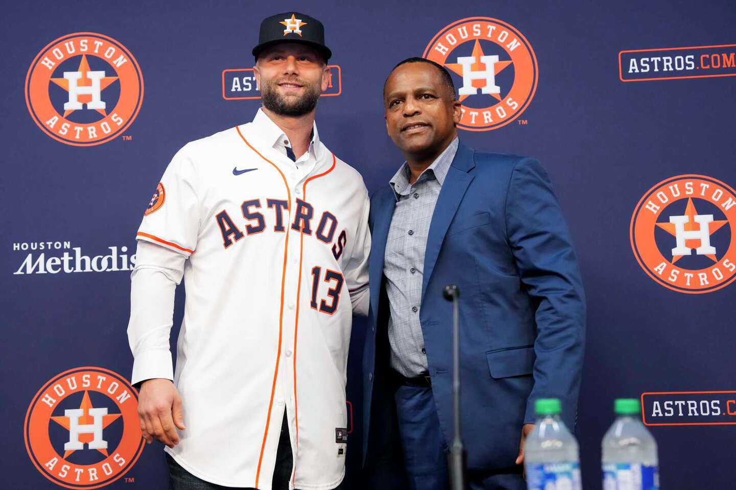 Houston Astros 'checked a lot of boxes' for new 1B Christian Walker