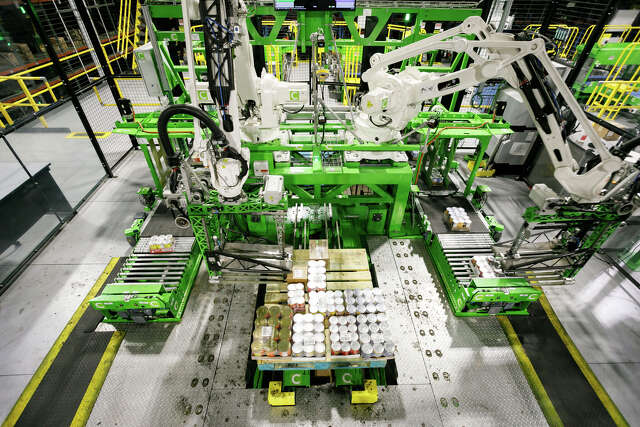 Walmart to spend $19.5M on tech upgrades at New Braunfels center