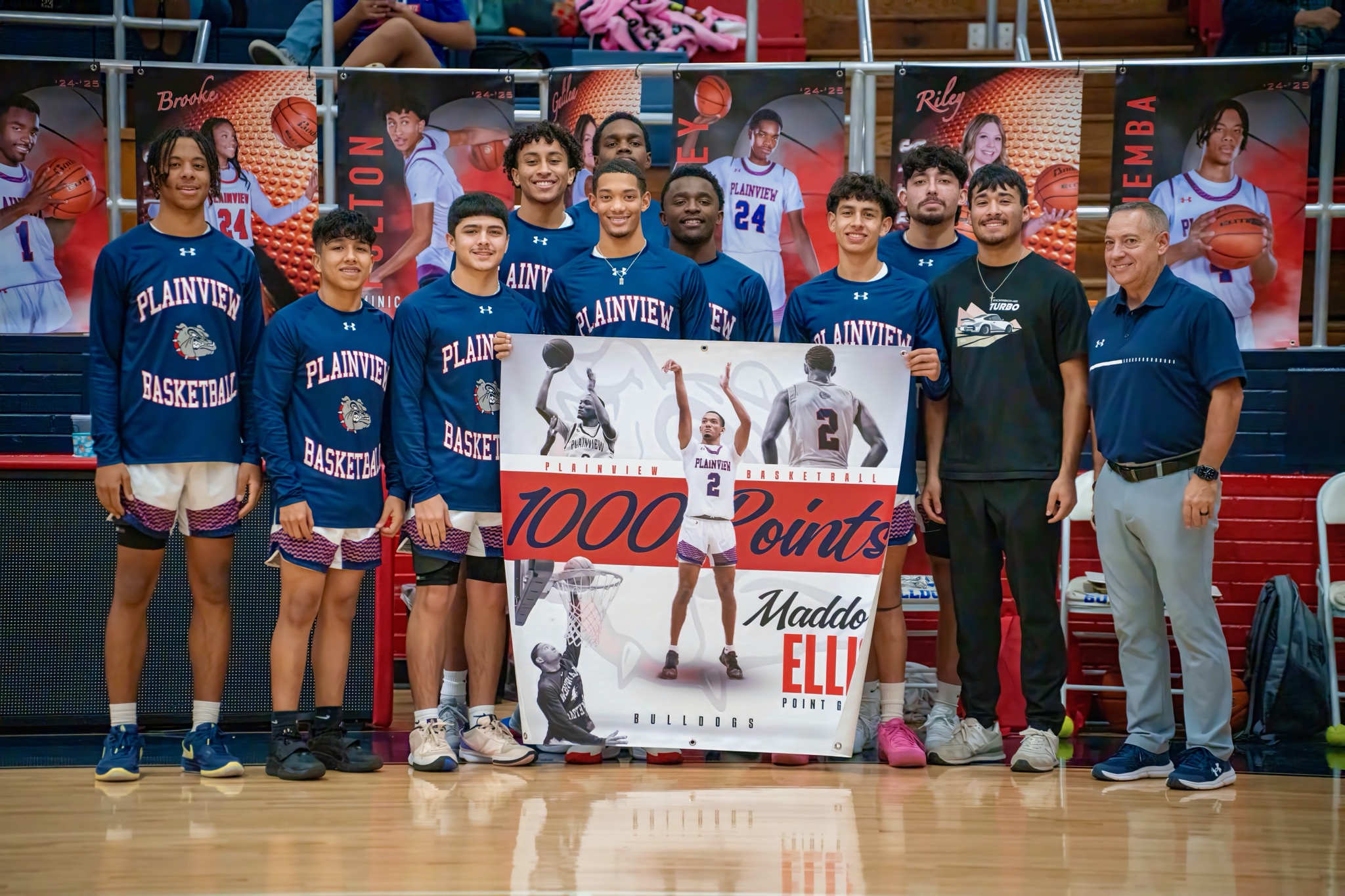 Plainview's Ellis notches 1,000 career points