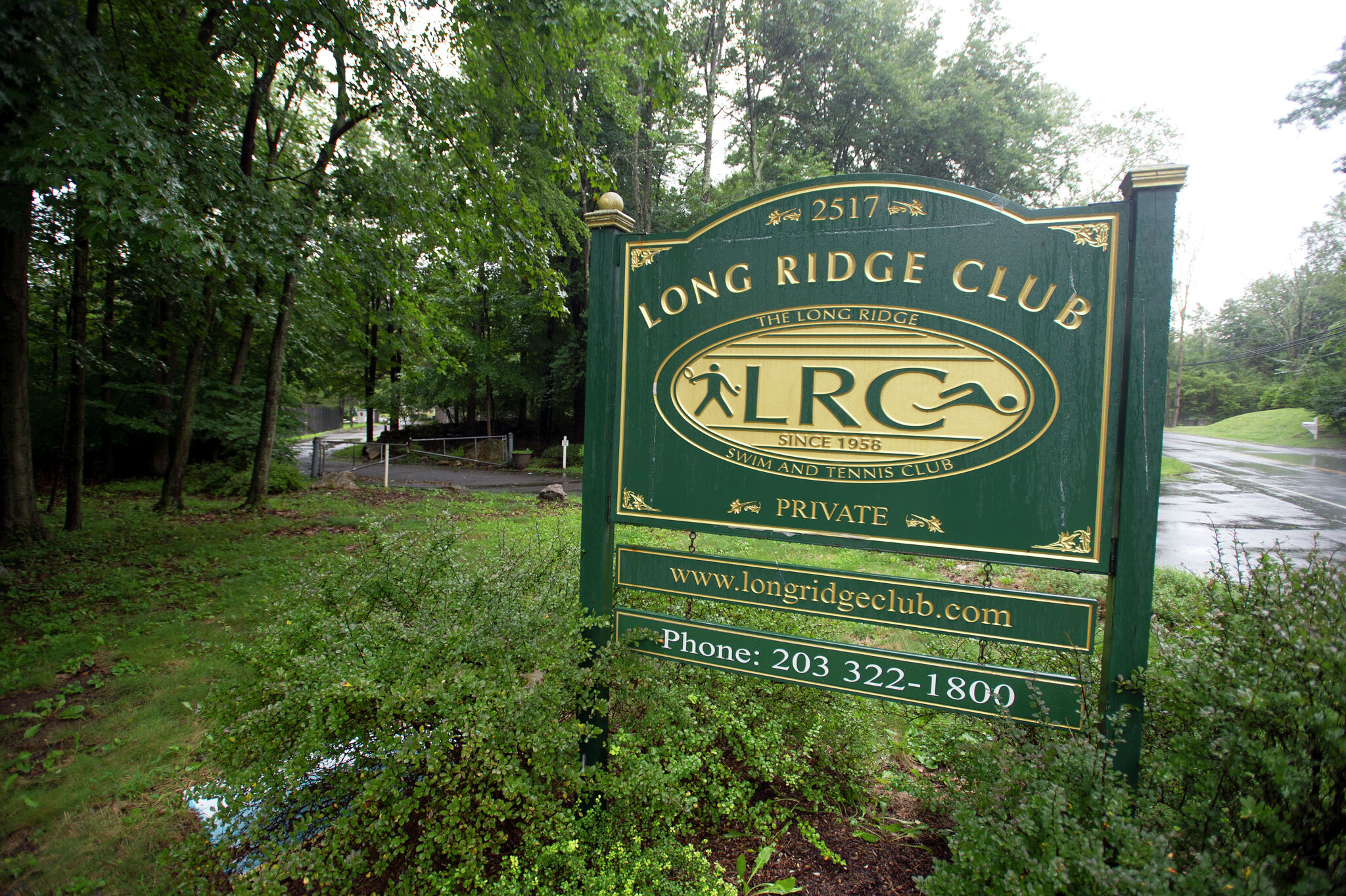 Stamford church eyes former Long Ridge Club site for new home