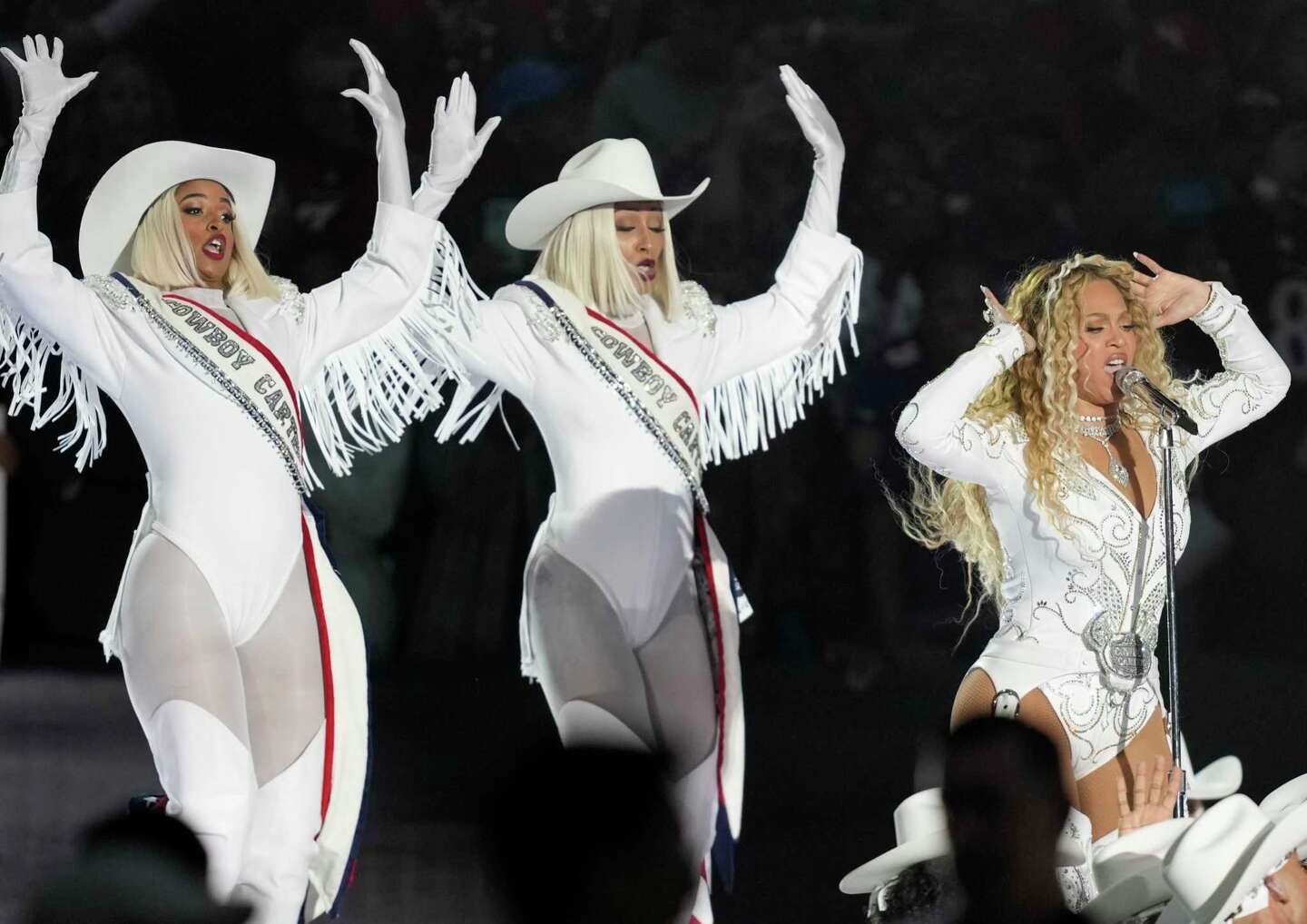 RodeoHouston? Cowboy Carter Tour? Beyoncé teases something for 1.14.25