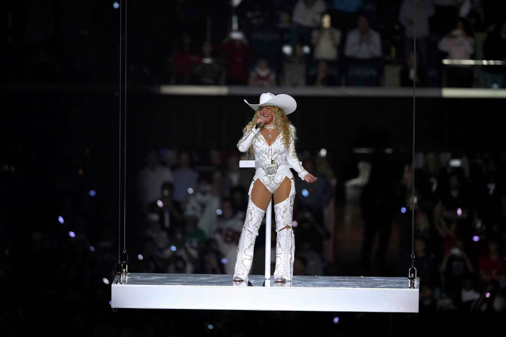 Beyoncé Netflix halftime show review: 'Cowboy Carter' show transforms