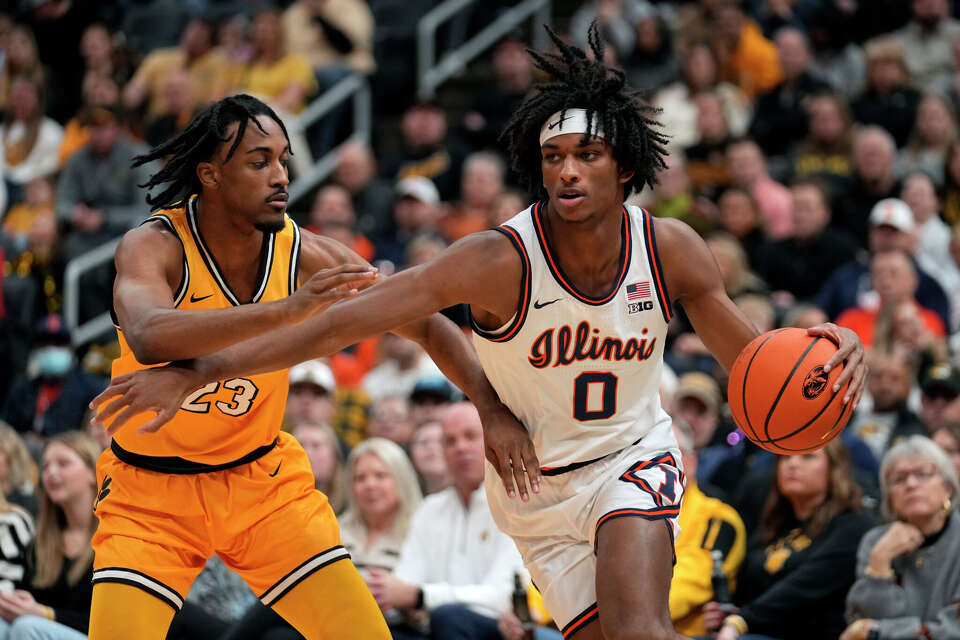 Carey Booth: 3 facts on the Illinois basketball forward