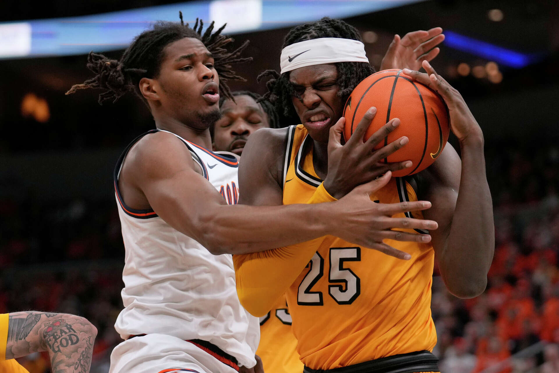 How to watch Illinois vs. Chicago State basketball plus game time